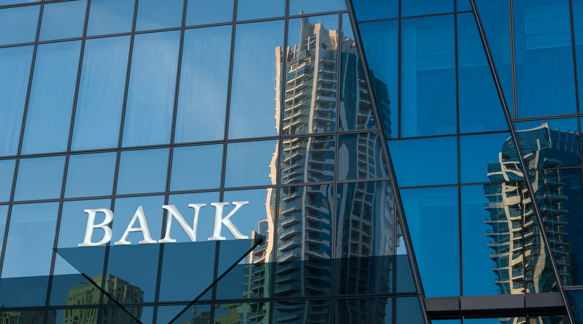 Pursuing a Bank License or Charter? Here Are 3 Things to Consider - WSJ