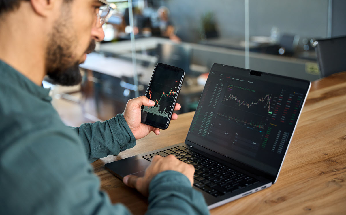 Retail Investors May Soon Rely on Gen AI Tools for Financial Advice - WSJ