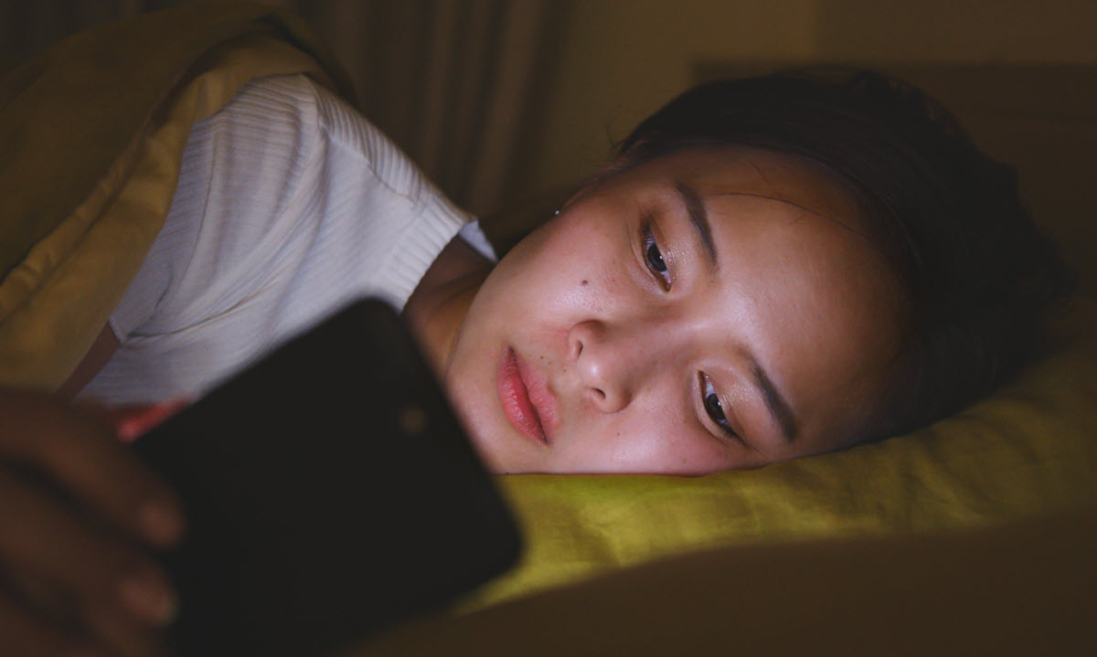 Digital Detox: Many Consumers Want to Reduce Their Smartphone Use - WSJ