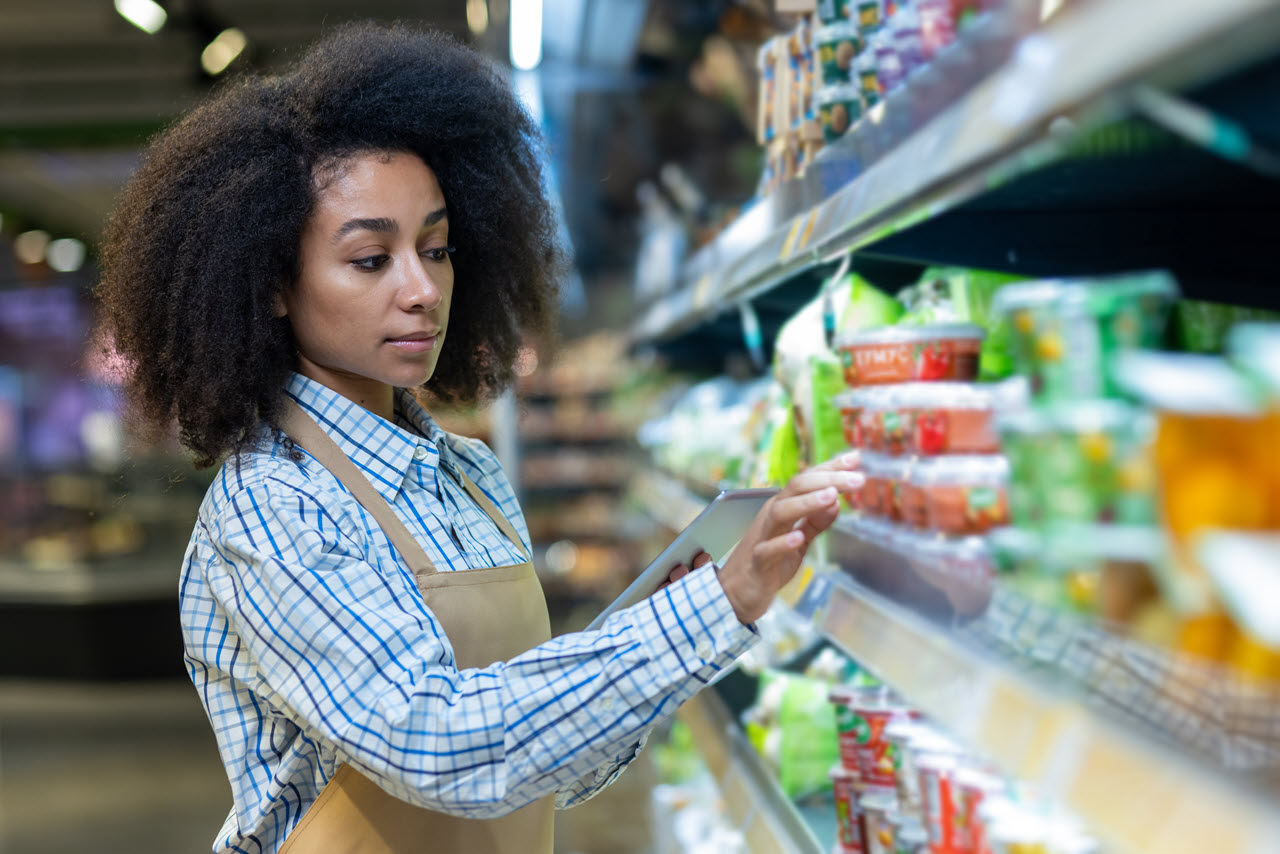 Implementing Gen AI for Retail and Consumer Brands - WSJ